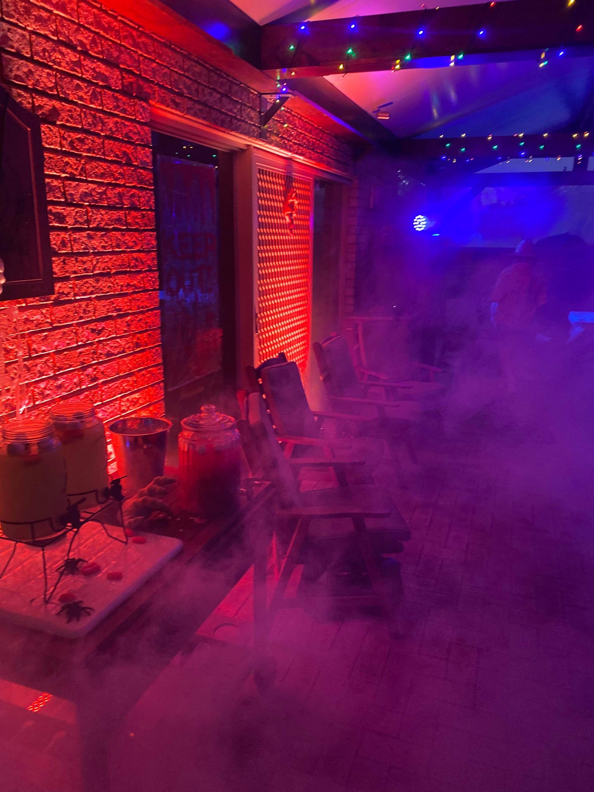 Smoke Machine 1800w | Rhino Sound & Lighting