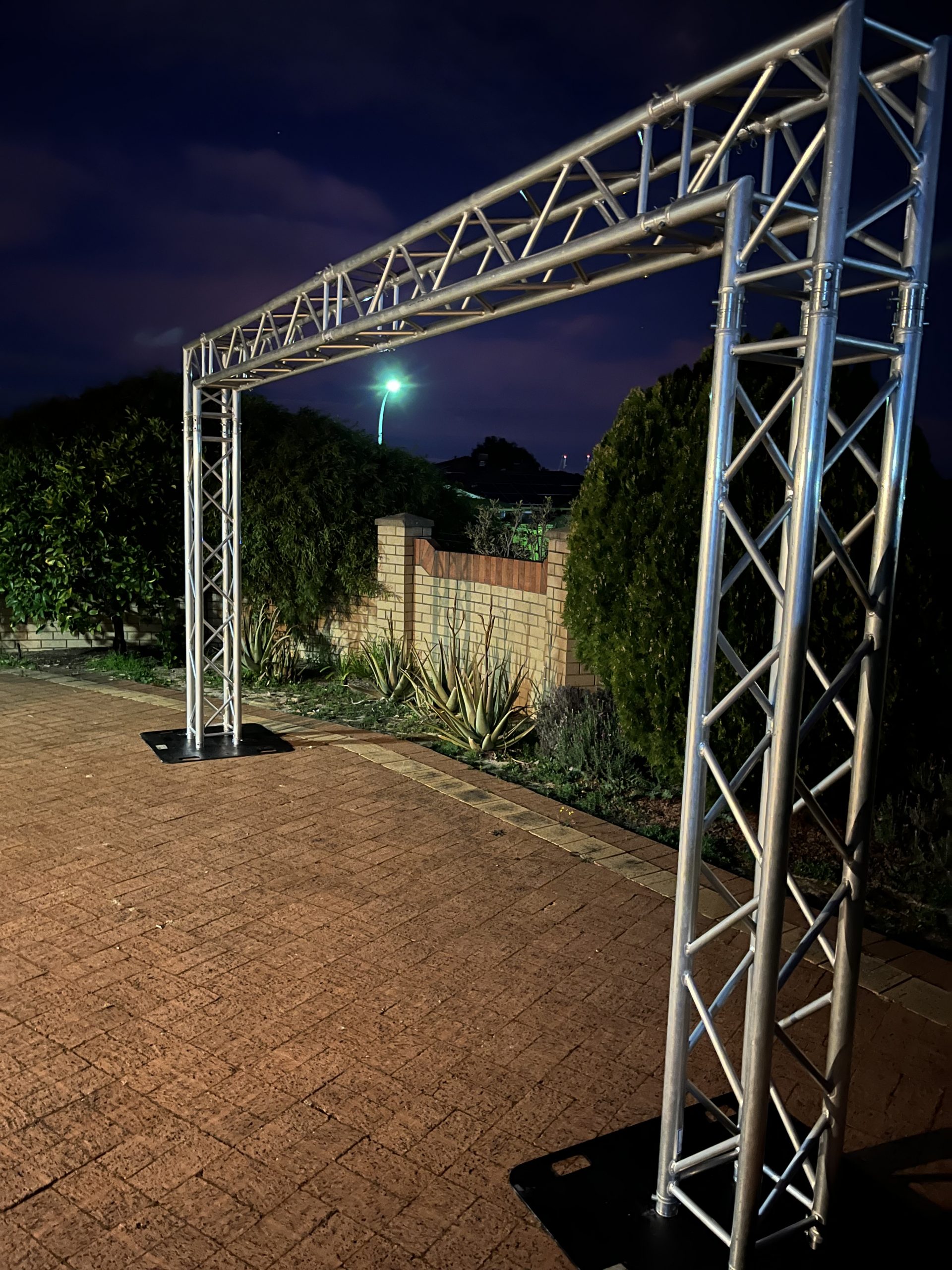 Truss Arch | Rhino Sound & Lighting